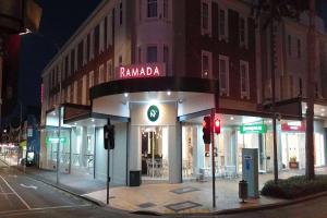Ramada by Wyndham, Hamilton City Center, Hamilton (updated prices 2025)
