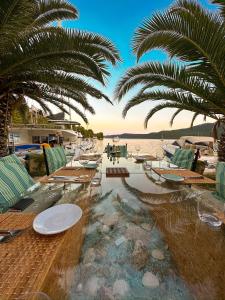 Villa Rava Hotel & restaurant, Rava (updated prices 2025)