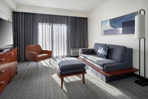 Courtyard by Marriott Silver Spring North/White Oak, Silver Spring ...