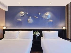 Crystal Orange Hotel - Shanghai The Bund Jinling East Road, Shanghai (updated prices 2025)