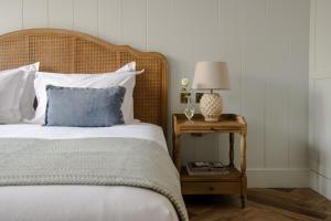 Saltmoore, Whitby (updated prices 2025)