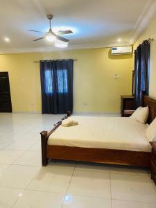 Luxurious modern home in Bijilo, Bijilo (updated prices 2025)