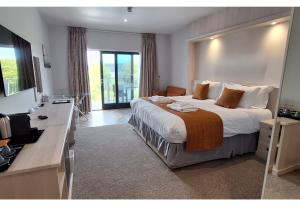 The Teifi Waterside Hotel, Cardigan (updated prices 2025)