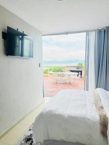 The Holiday House Harties, Hartbeespoort (updated prices 2025)