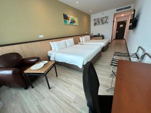 Hotel 7 Suria, Kota Kinabalu (updated prices 2025)