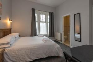 Ascot Grange Hotel - Voujon Resturant, Leeds (updated prices 2025)