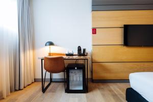 Leonardo Hotel Almere City Center, Almere (updated prices 2025)