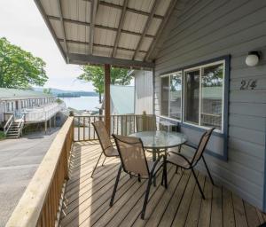 Depe Dene Lakeside Resort, Lake George (updated prices 2025)