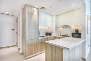 Luxury Living in Marina Liv Residence 2BR, Dubai (updated prices 2026)
