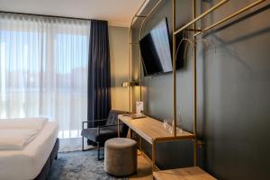 The Base Berlin ONE, Berlijn (bijgewerkte prijzen 2025)