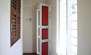 Red Inn Court, George Town (updated prices 2025)