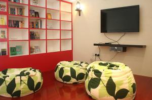 Red Inn Court, George Town (updated prices 2025)