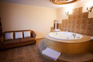 Hotel La Castel Iasi, Iaşi (updated prices 2025)