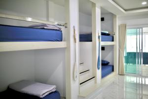 The Munique Cliff House Chumphon - private jacuzzi with beach views ...