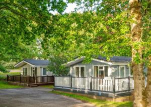 Shorefield Country Park, Milford on Sea (updated prices 2025)