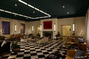 Dearborn Inn, Autograph Collection, Dearborn (updated prices 2025)