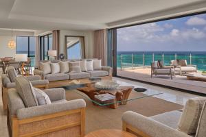 The St. Regis Aruba Resort, Eagle Beach (updated prices 2025)