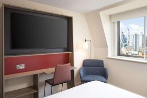 Hampton By Hilton London City, London (updated prices 2025)