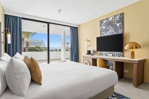 The Rif At Mangrove Beach Corendon All-Inclusive, Curio, Willemstad ...