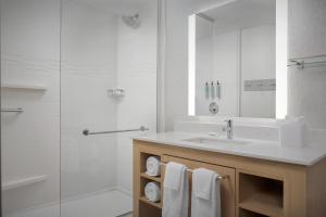 Residence Inn by Marriott Seattle Northgate Station, Seattle (updated ...