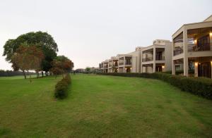 Lemon Tree Hotel, Tarudhan Valley, Manesar, Gurgaon (updated prices 2025)