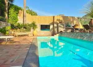 VILLA LOU TAORMINA Private Villa with Panoramic Sea View Pool, Taormina ...