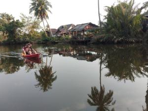 Artist's Place Trat, Trat (updated prices 2025)