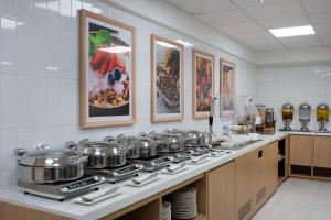 Hampton by Hilton Saltillo Zona Aeropuerto, Saltillo (precios ...