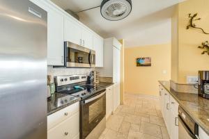 1 Mi to Magic Sands Waterfront Big Island Condo, Kailua-Kona (updated ...