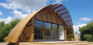 Lost Shore Surf Resort, Ratho (updated prices 2025)