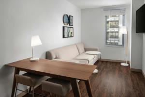 Element Calgary Downtown, Calgary (updated prices 2025)