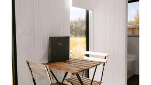 Harrington's on the Terrace - Murchison by Tiny Away, Te Anau (updated ...