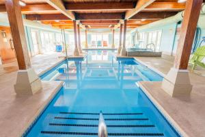 Fireside Inn, Ocean's Edge, Belfast (updated prices 2025)