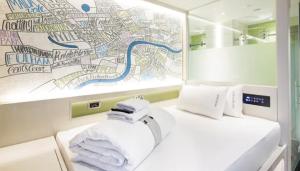 Ensuite in Tothill Street, Westminster, London, Londres (preços ...