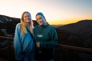 Attunga Alpine Lodge & Apartments, Falls Creek (updated prices 2025)