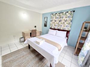 Silver View Apartments, Saint Georgeʼs (updated prices 2025)