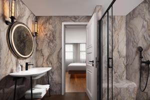 Moxy Istanbul Taksim, Istanbul (updated prices 2025)