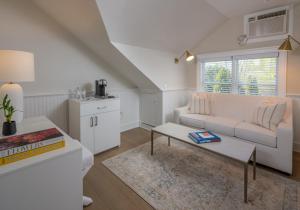 The Huntting Inn, East Hampton (updated prices 2025)