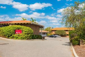 Nightcap at Wanneroo Tavern, Wanneroo (updated prices 2025)