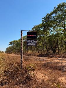 Warthog House-cozy country house, 3 Bed, Mumbwa (updated prices 2025)