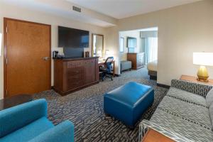 Drury Plaza Hotel St. Louis Chesterfield, Chesterfield (updated prices ...