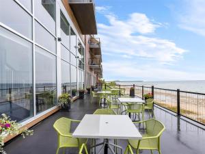 Hampton Inn St Ignace Lakefront Mackinac, Evergreen Shores (updated ...