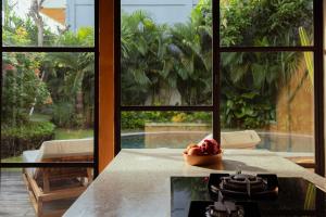 OLA HOUSE Uluwatu Bespoke 2 BR with Salt Water Pool 10 minutes to Best ...