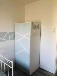 Ladies only! neat cozy room, great loc in Schiedam, Schiedam (updated ...