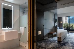 Radisson Hotel Cape Town Foreshore, Cape Town (updated prices 2026)