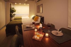 Monzen-Nakacho Stylish 1LDK with 2 Double Beds, Tokyo (updated prices 2025)