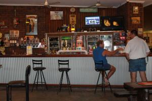 Corroboree Park Tavern, Marrakai (updated prices 2025)