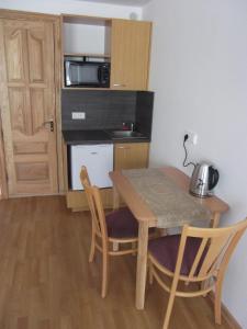 Deima, Nida (updated prices 2025)