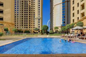 JBR Beachfront with Full Sea and Ain Dubai View, Dubái (precios ...