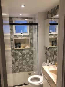 Kit located in the mall and close to the metro, Brasilia की (2026 के ...